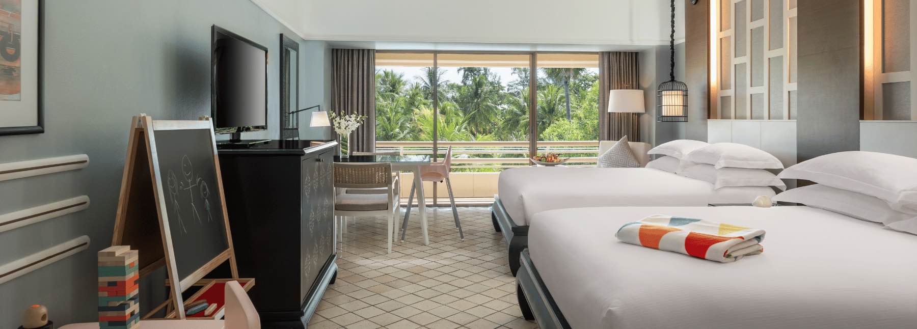 Pullman Phuket Karon Beach Resort - 高级家庭房